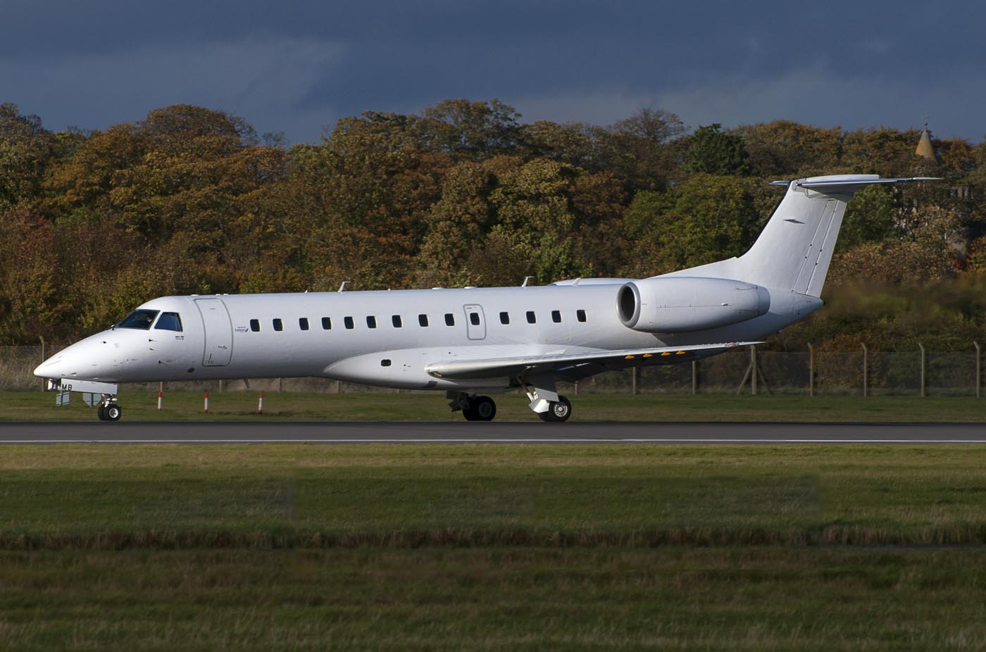 Business Aviation Embraer 135